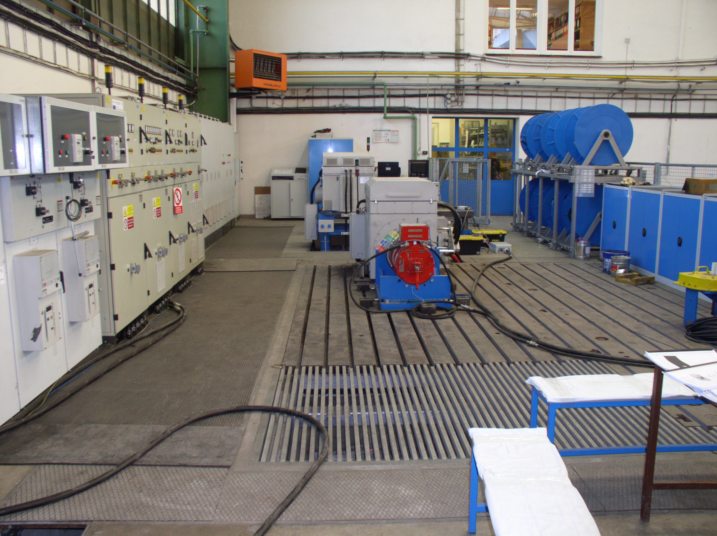 Testing room for electrical devices | T Machinery